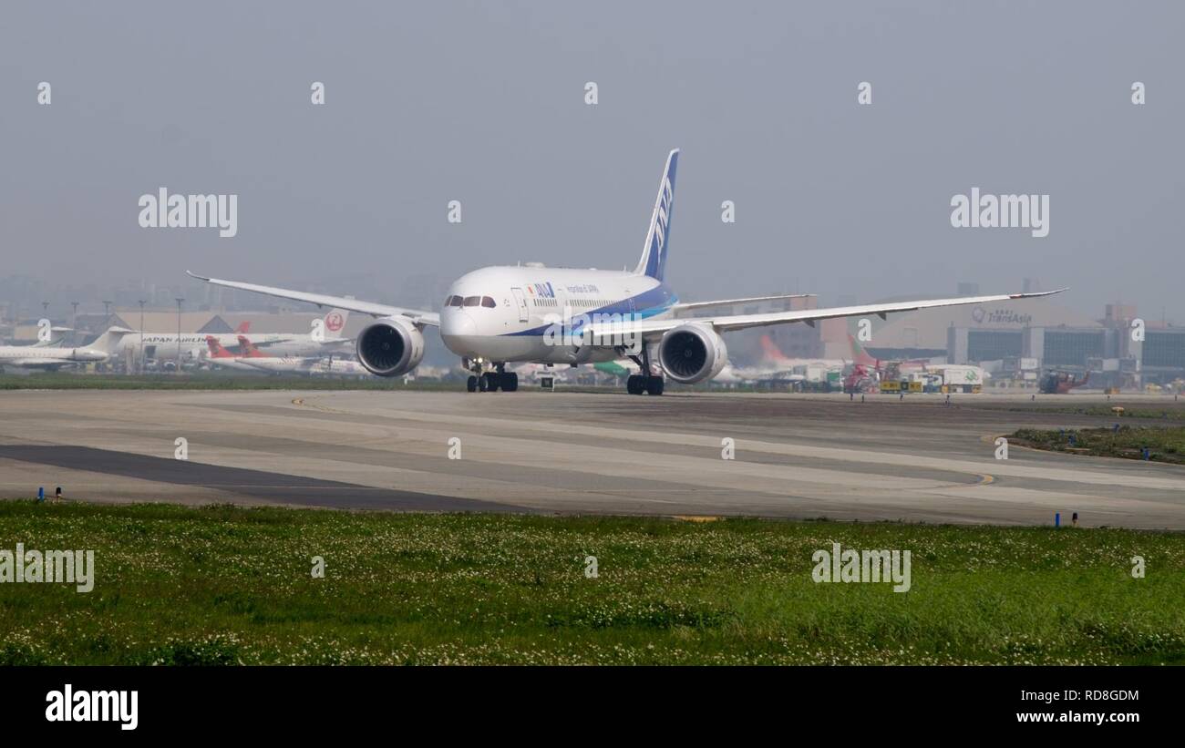 ANA Boeing 787-8 JA838A Departing from Taipei Songshan Airport ...
