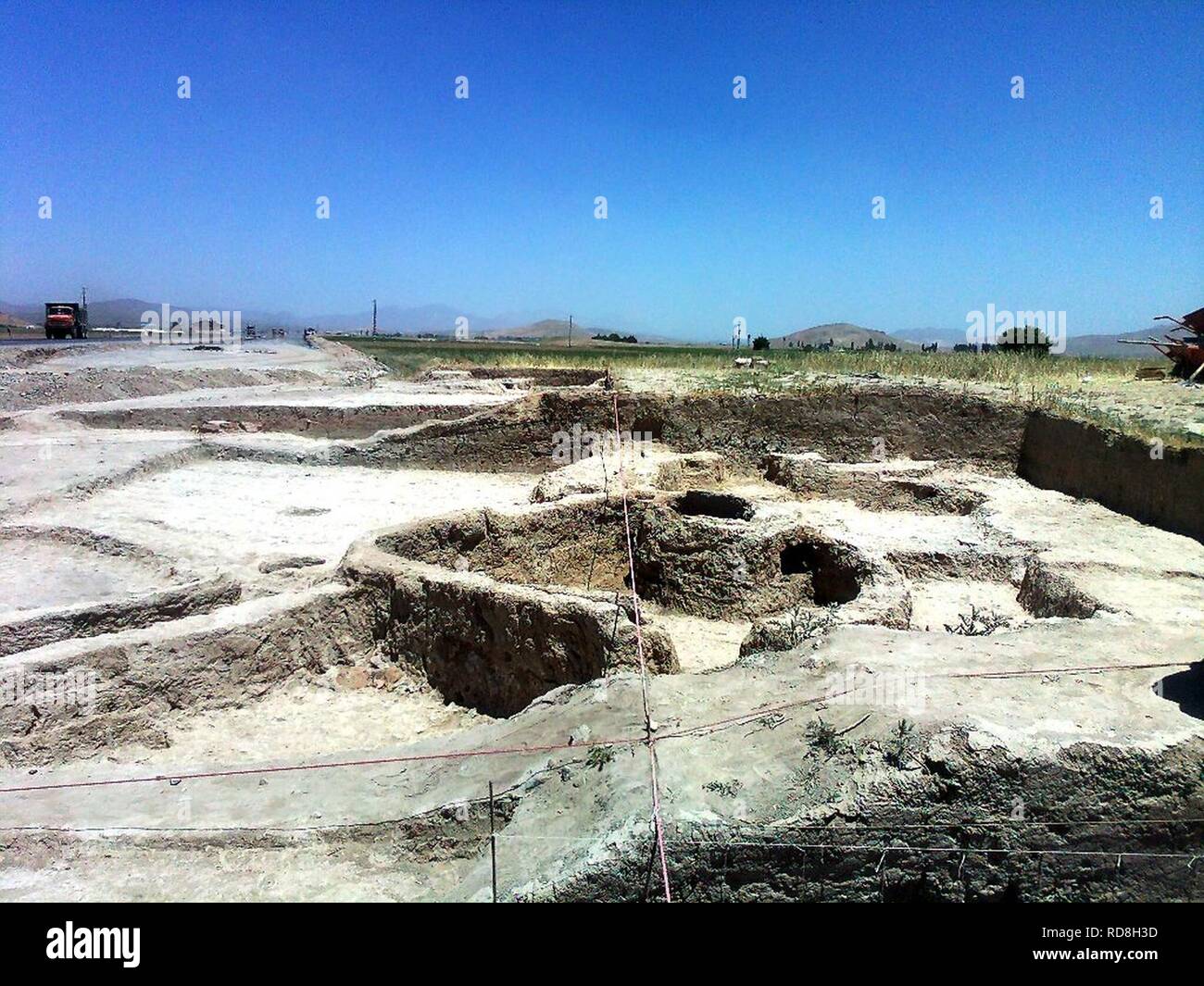 Ancient village kol ao-azna.iran Stock Photo - Alamy