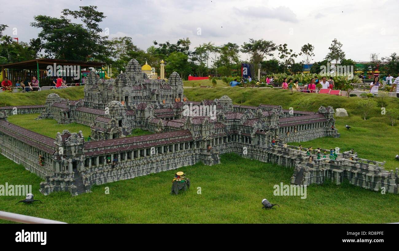 Angkor wat lego Stock Photo - Alamy