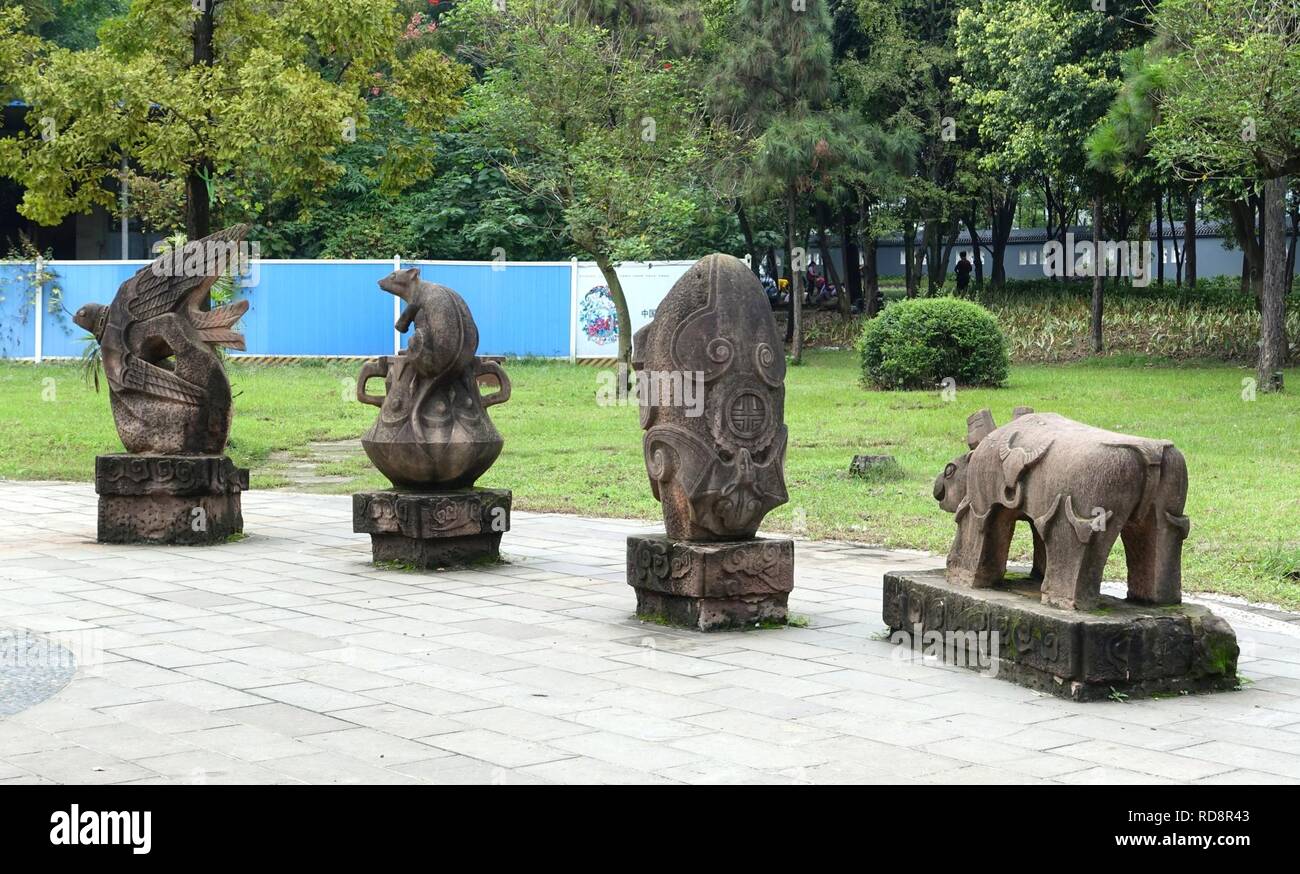 Animals - Tazishan Park - Chengdu, China Stock Photo - Alamy