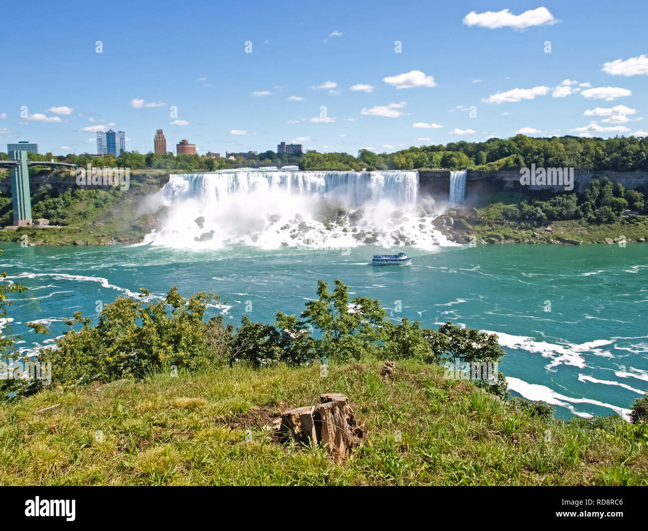 Niagara Falls, a complex of waterfalls on the Niagara River Stock Photo ...