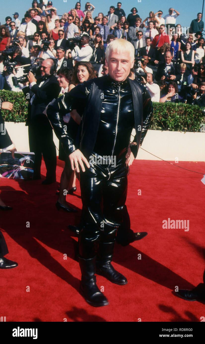 PASADENA, CA - SEPTEMBER 19: Actor Scott Thompson attends the 45th ...