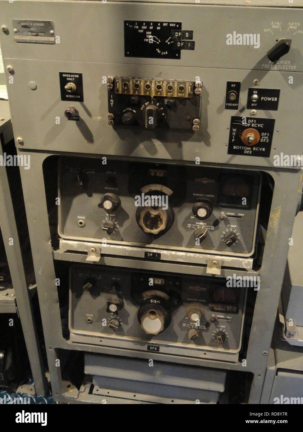 AN-ARD-15 Airborne Direction Set as mounted in the RU-8D US Army ...