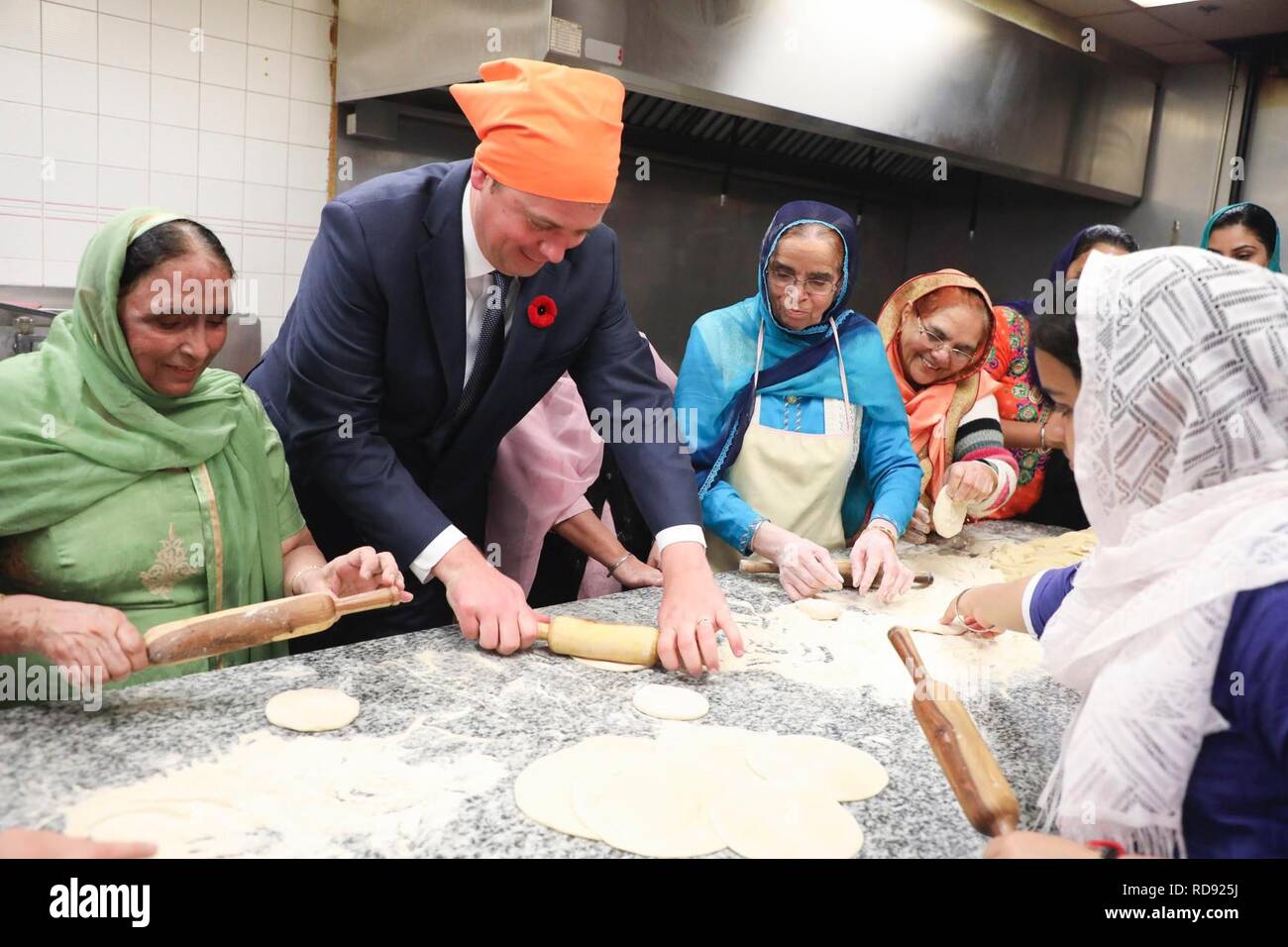 Andrew Scheer at Gursikh Sabha - 2017 (38158437776 Stock Photo - Alamy