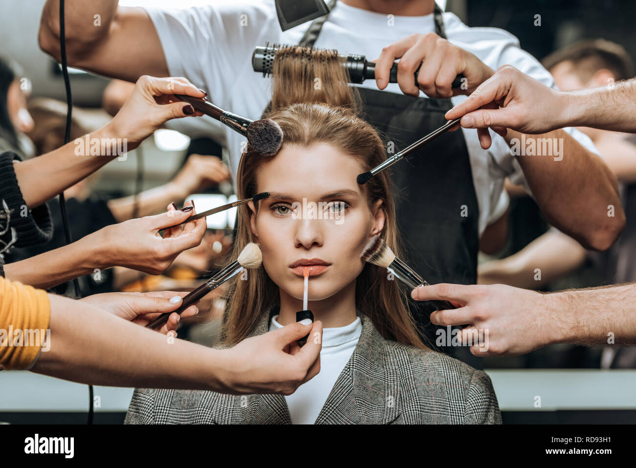 Stylists hands hi-res stock photography and images - Alamy