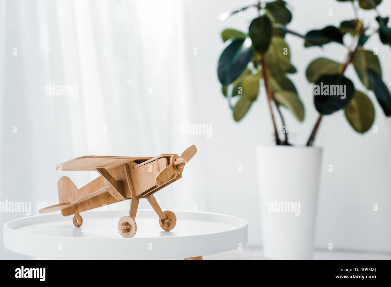 Selective focus plane model hi-res stock photography and images - Alamy