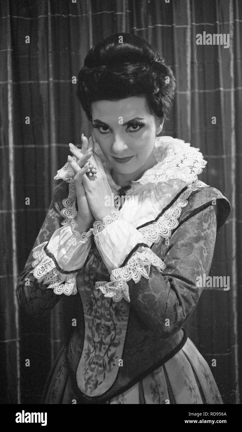 Anna moffo hi-res stock photography and images - Alamy