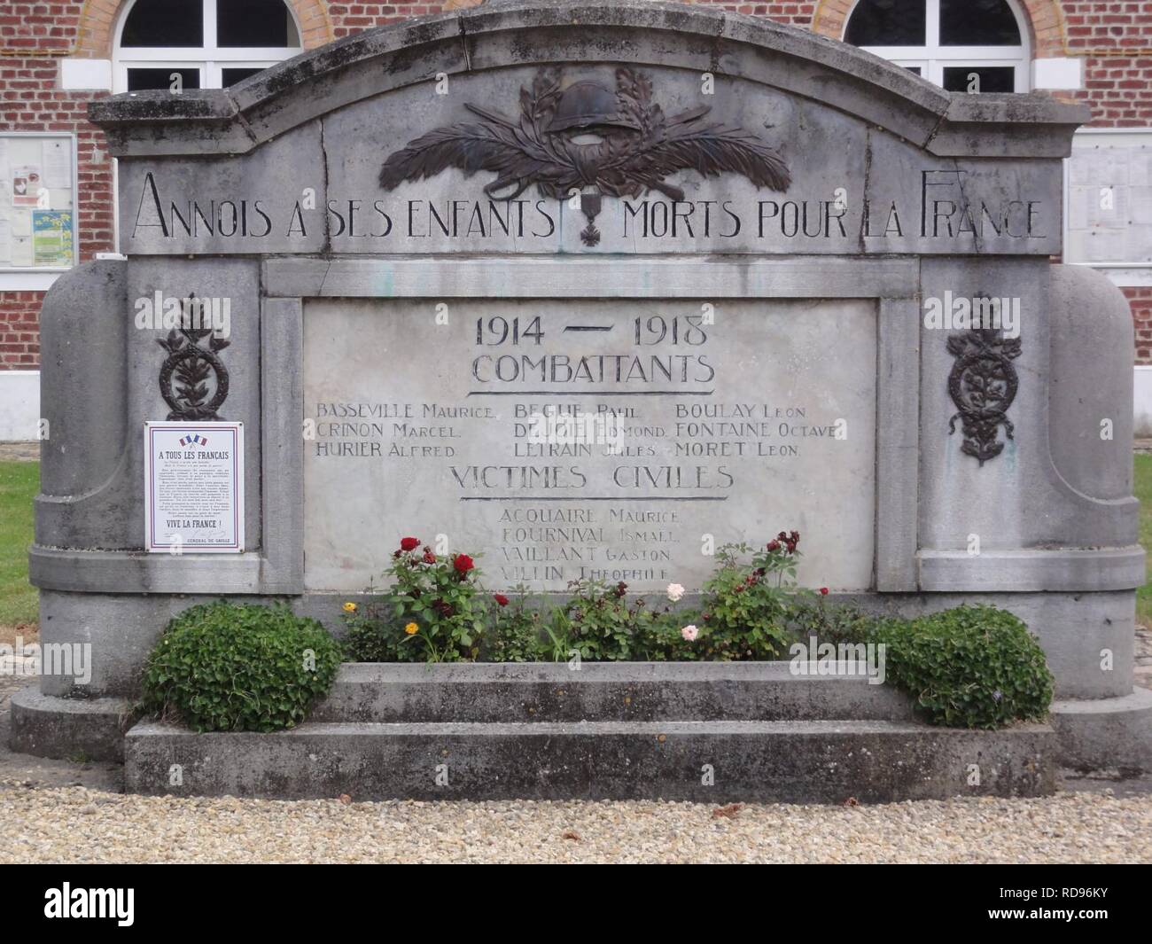 Annois (Aisne) monument aux morts Stock Photo - Alamy