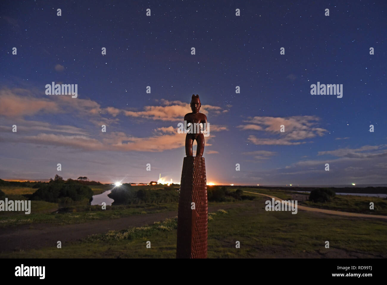 Pouwhenua, Maori Pole, Maori Culture in New Zealand Stock Photo - Alamy