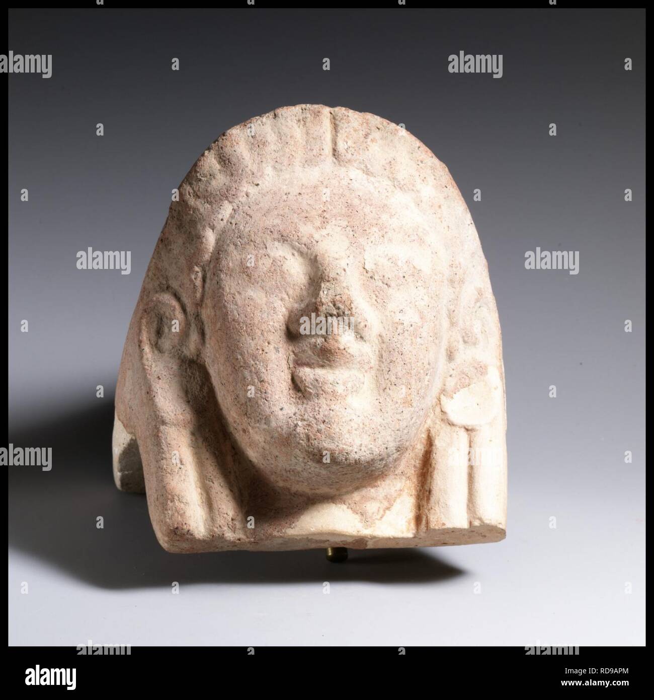 Antefix hi-res stock photography and images - Alamy