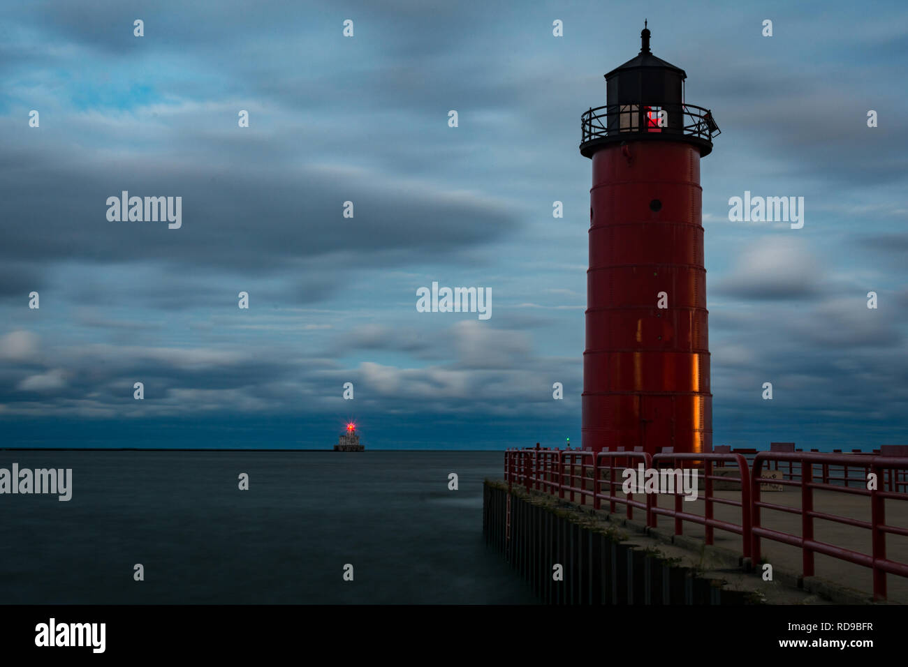 Milwaukee pierhead light hi-res stock photography and images - Alamy