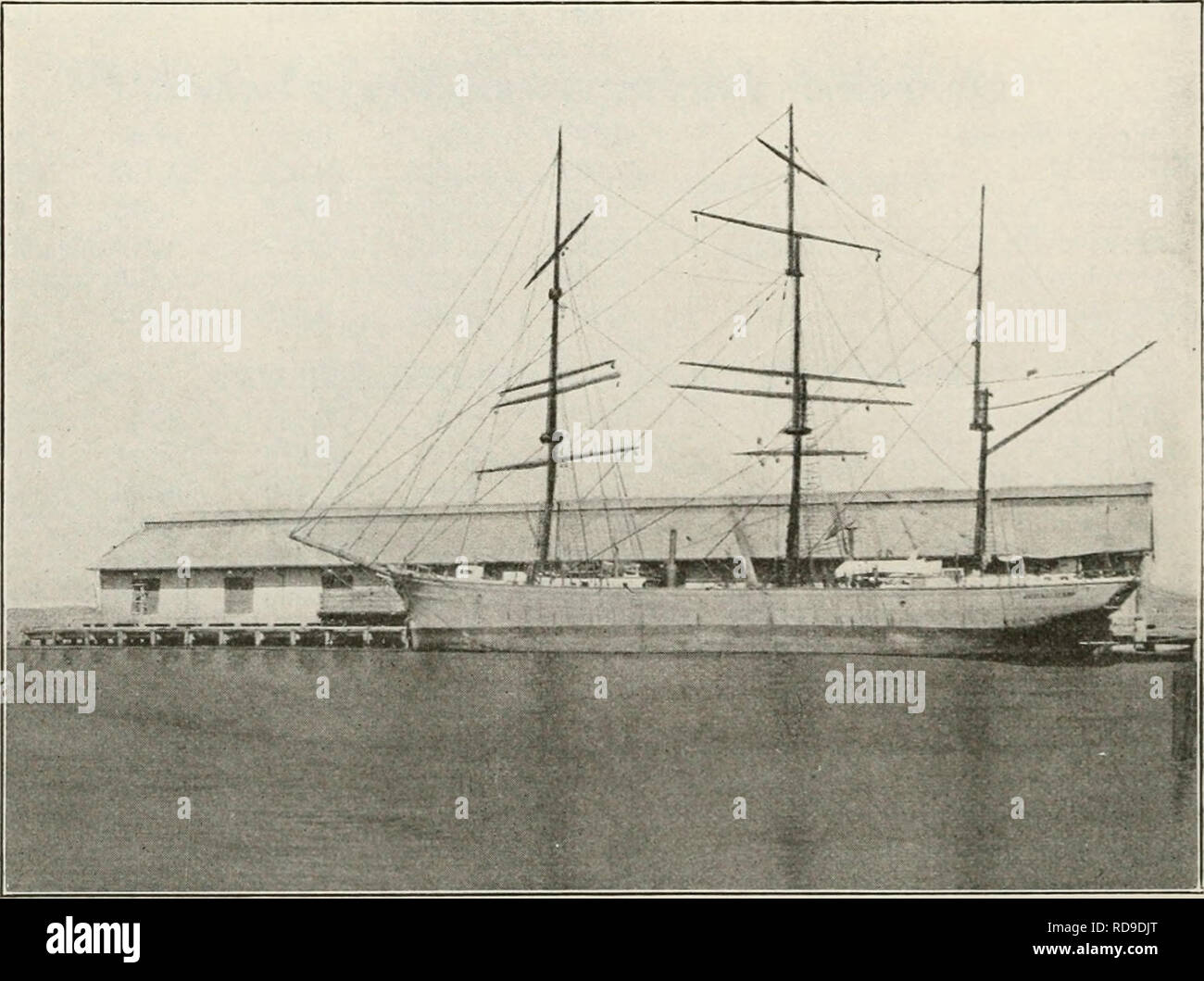 Concrete steamship hi-res stock photography and images - Alamy