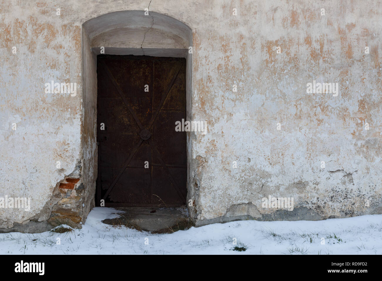 Door of a granary in Liptovsky Peter village, northern Slovakia Stock ...