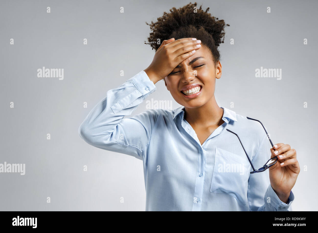 Forehead hold hi-res stock photography and images - Alamy