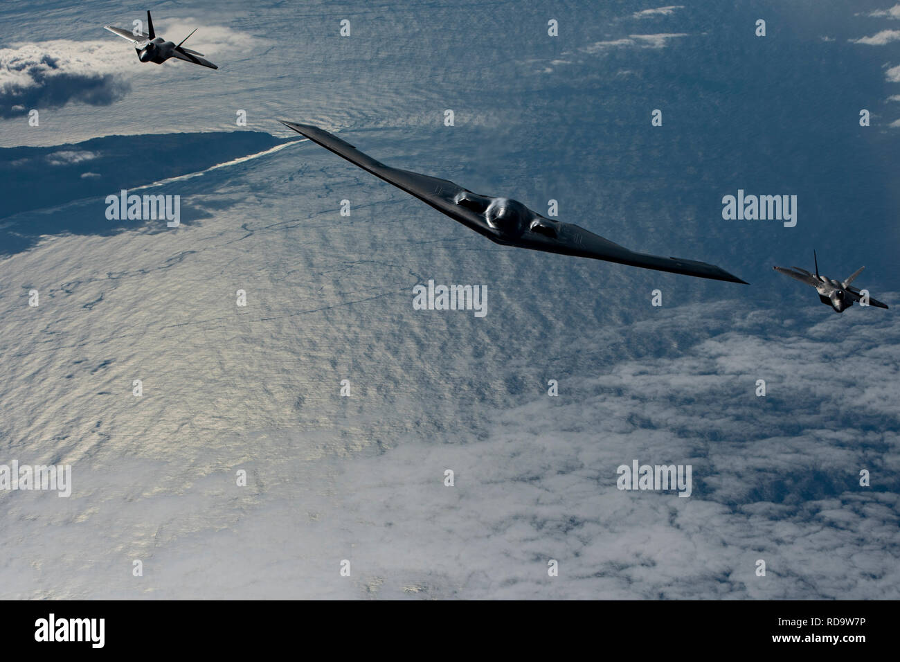 B 22 bomber hi-res stock photography and images - Alamy