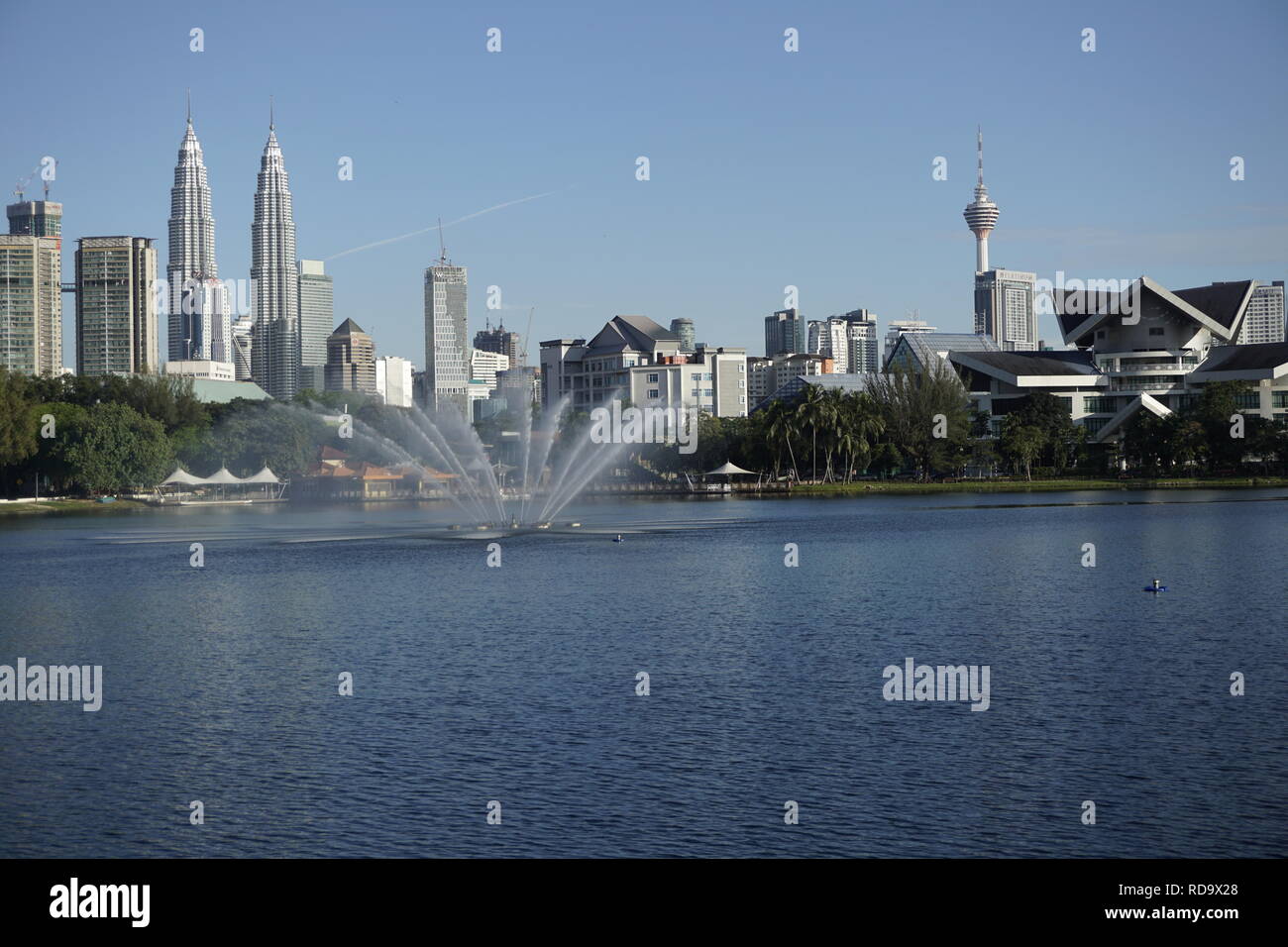 City park with lake Taman Tasik Titiwangsa, Kuala Lumpur, Malaysia ...