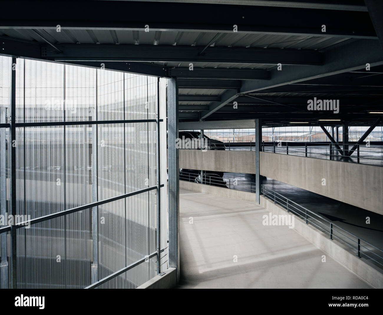 Spiral parking garage cars hi-res stock photography and images - Alamy