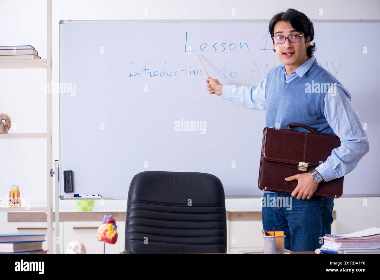 University lecturer introduction hi-res stock photography and images ...