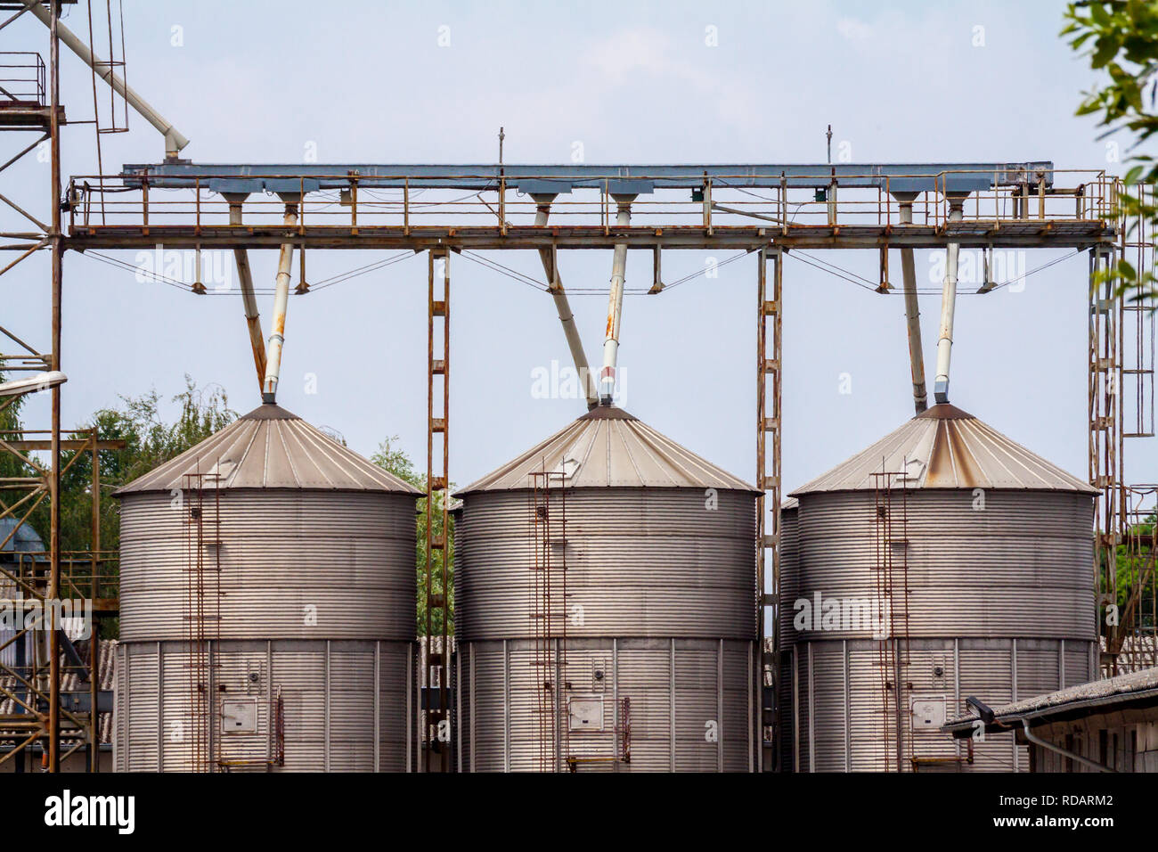 Factory Silos Plant Silo Stock Photos & Factory Silos Plant Silo Stock ...