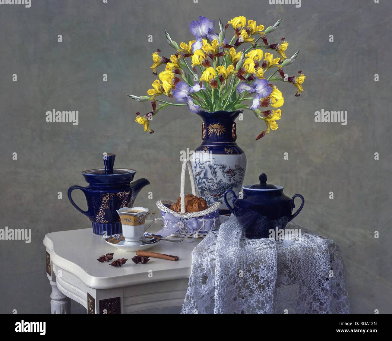 Still life with bouquet of irises Stock Photo - Alamy