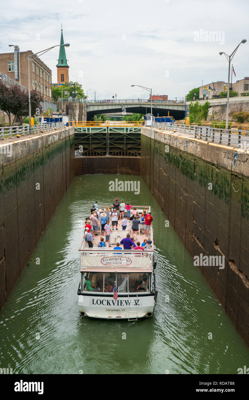Erie Canel Museum and Locks along the river Stock Photo - Alamy