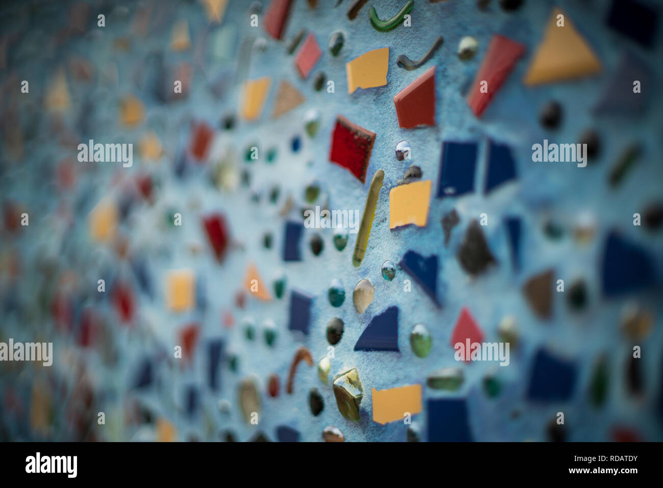 Broken tile hi-res stock photography and images - Alamy