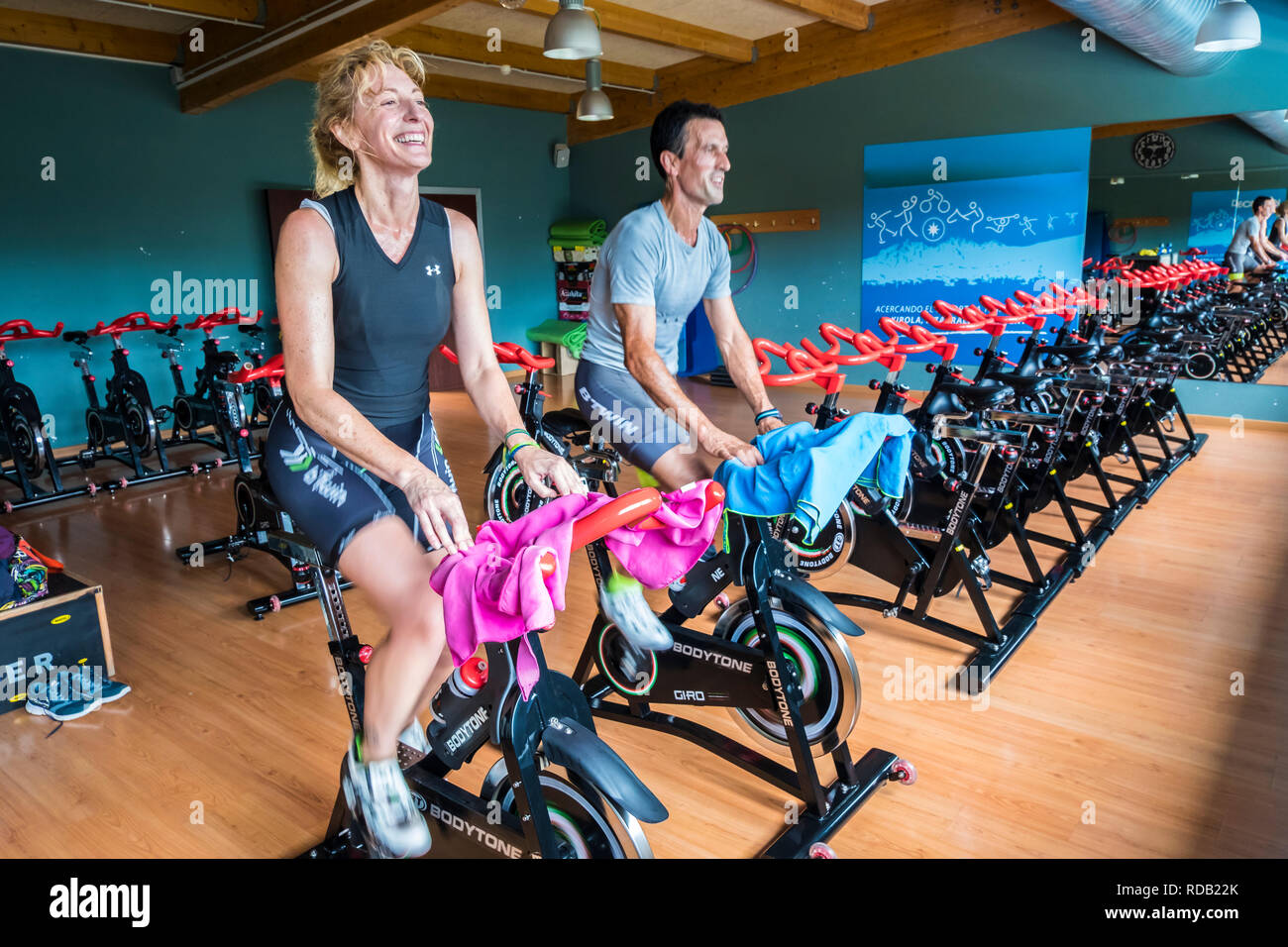 Spinning men hi-res stock photography and images - Alamy