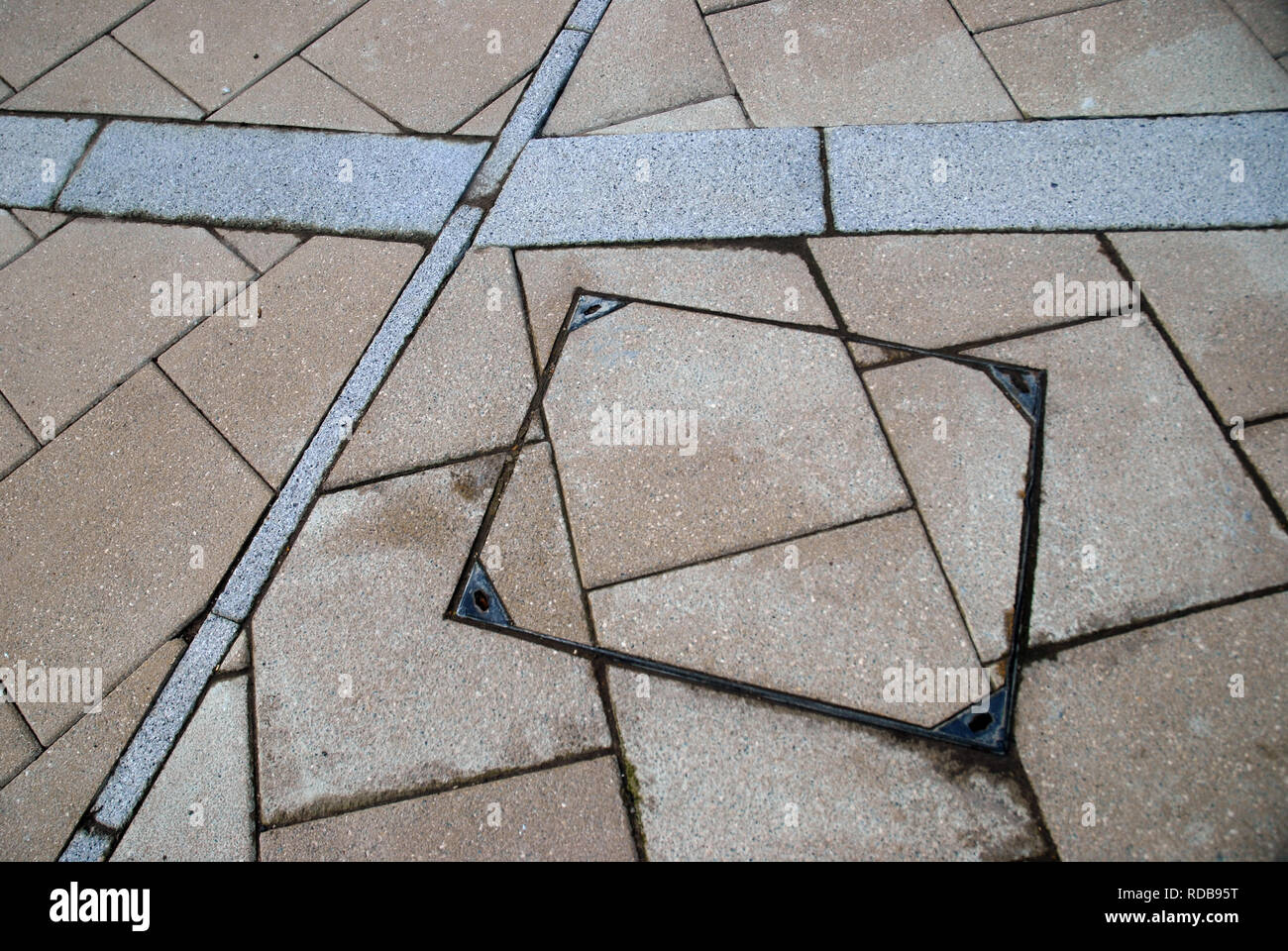 Irregular road sign hi-res stock photography and images - Alamy