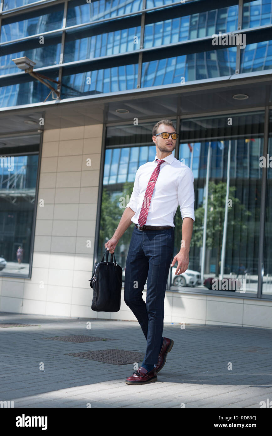 Commuter wear hi-res stock photography and images - Alamy