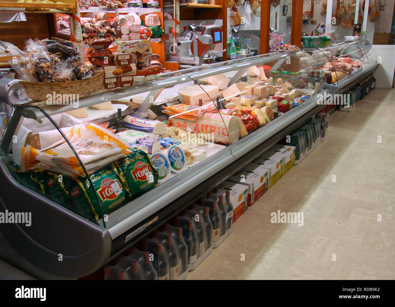Minimarket hi-res stock photography and images - Alamy