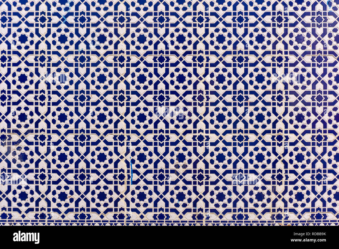 Arabic pattern, oriental islamic ornament. Moroccan tile, or Moroccan ...