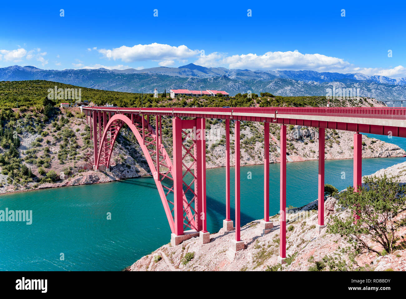 Road bridge over the canal hi-res stock photography and images - Alamy