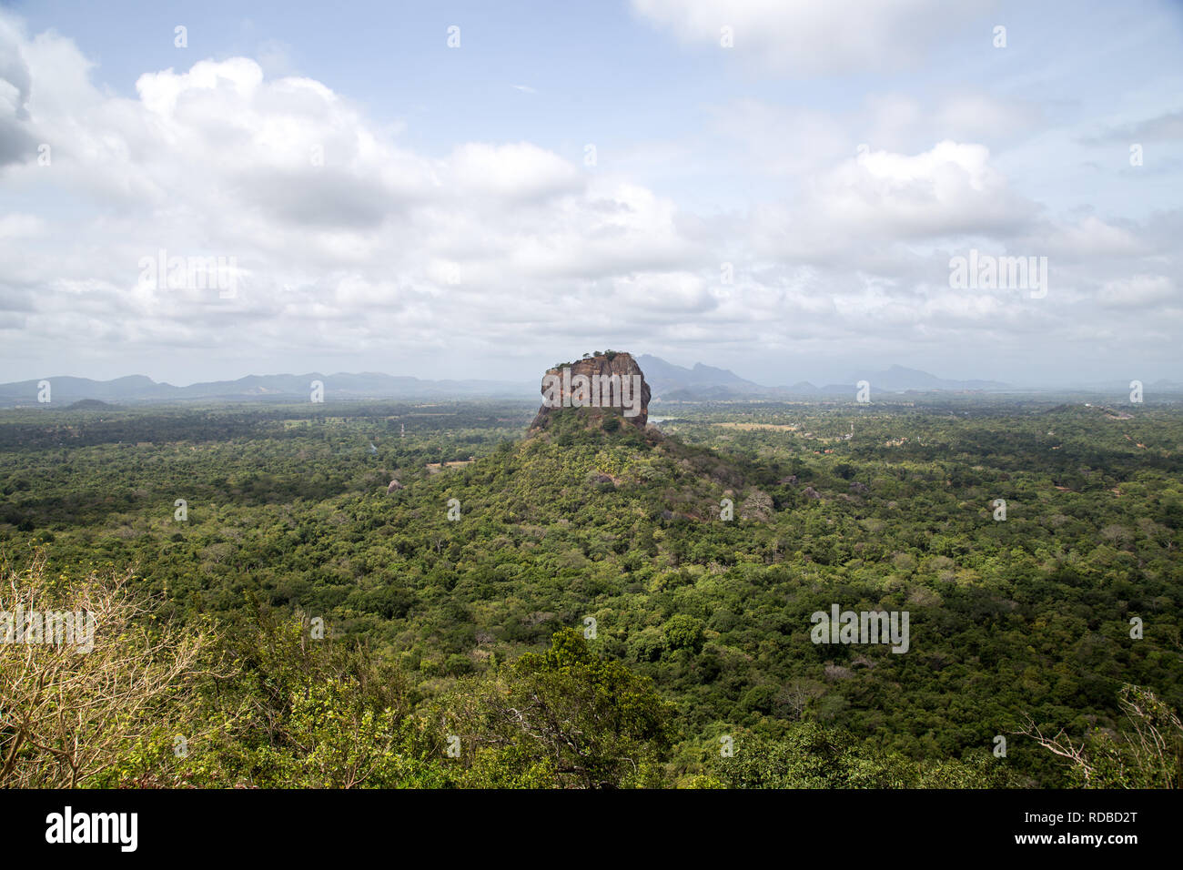 Sigiriya rock castle hi-res stock photography and images - Alamy