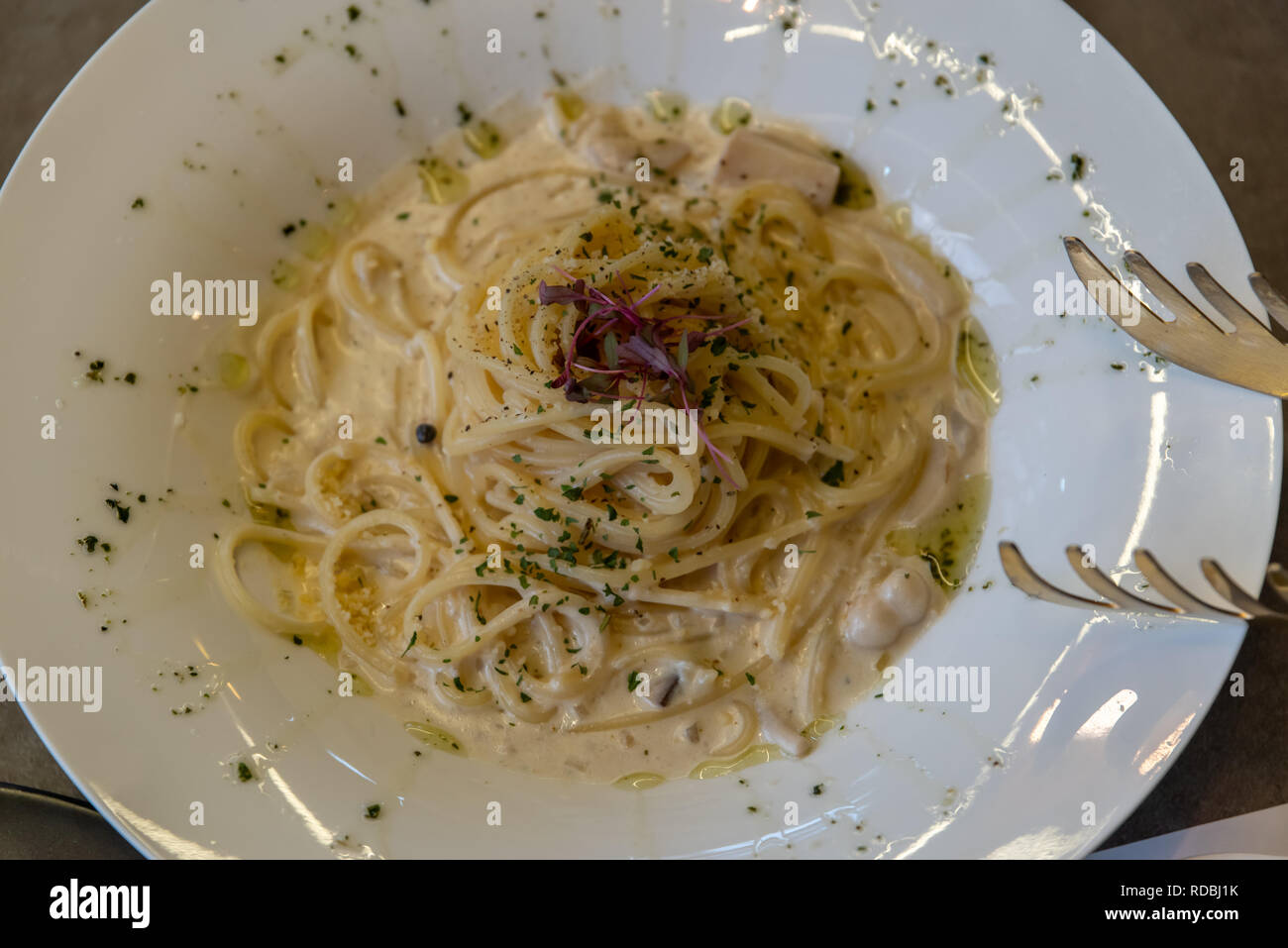 White source spaghetti Carbonara, Philippines Stock Photo - Alamy