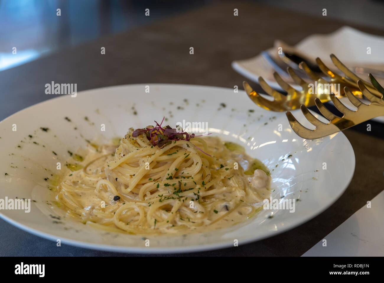 White source spaghetti Carbonara, Philippines Stock Photo - Alamy