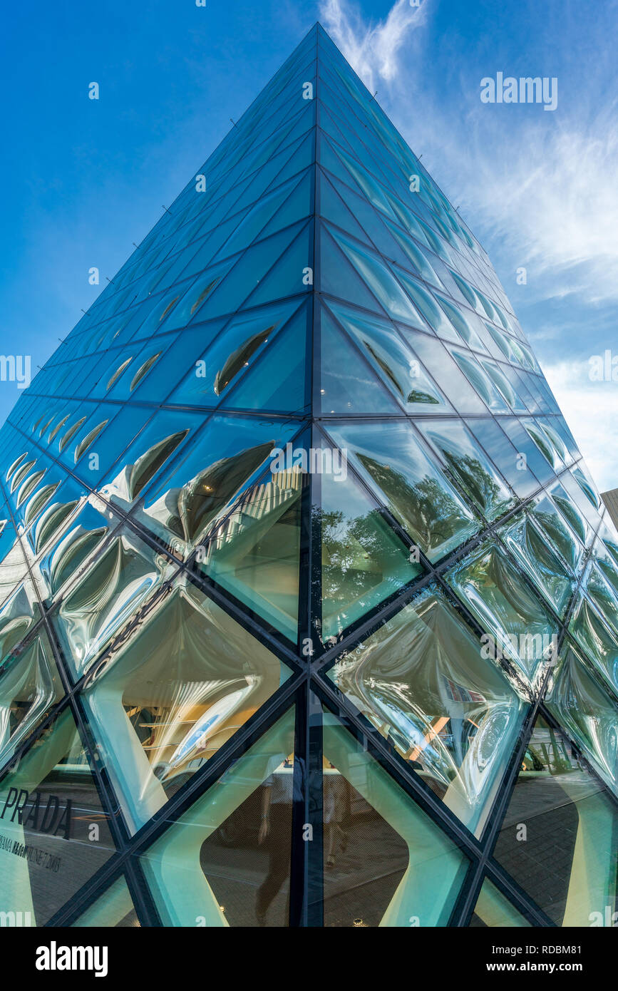 Tokyo - August 14, 2018 : Exterior side view of Prada building in ...