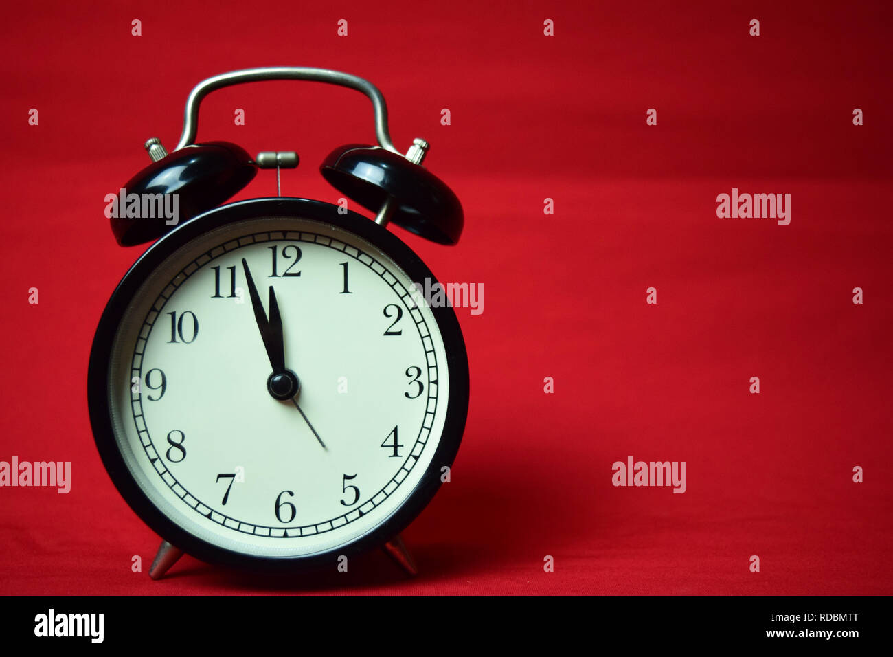 Clock 12 Oclock High Resolution Stock Photography and Images - Alamy