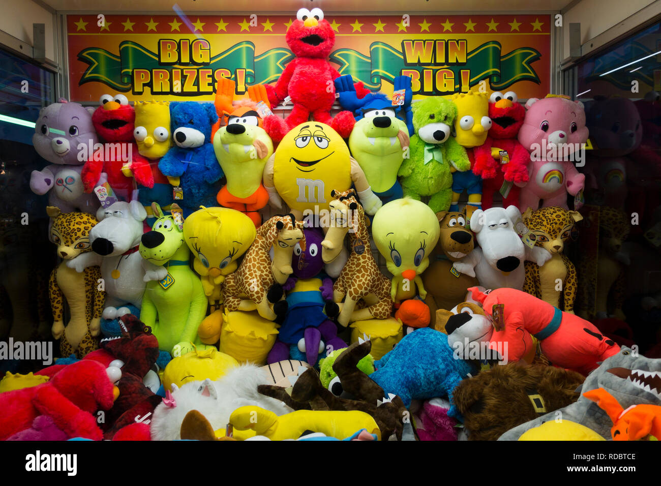 Small beach arcade hi-res stock photography and images - Alamy