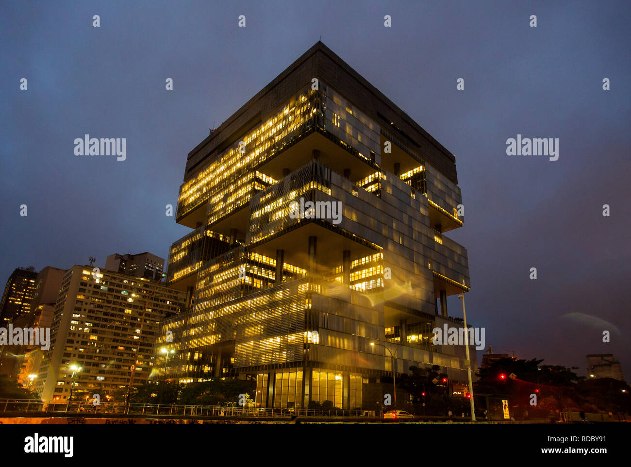 Petrobras building hi-res stock photography and images - Alamy