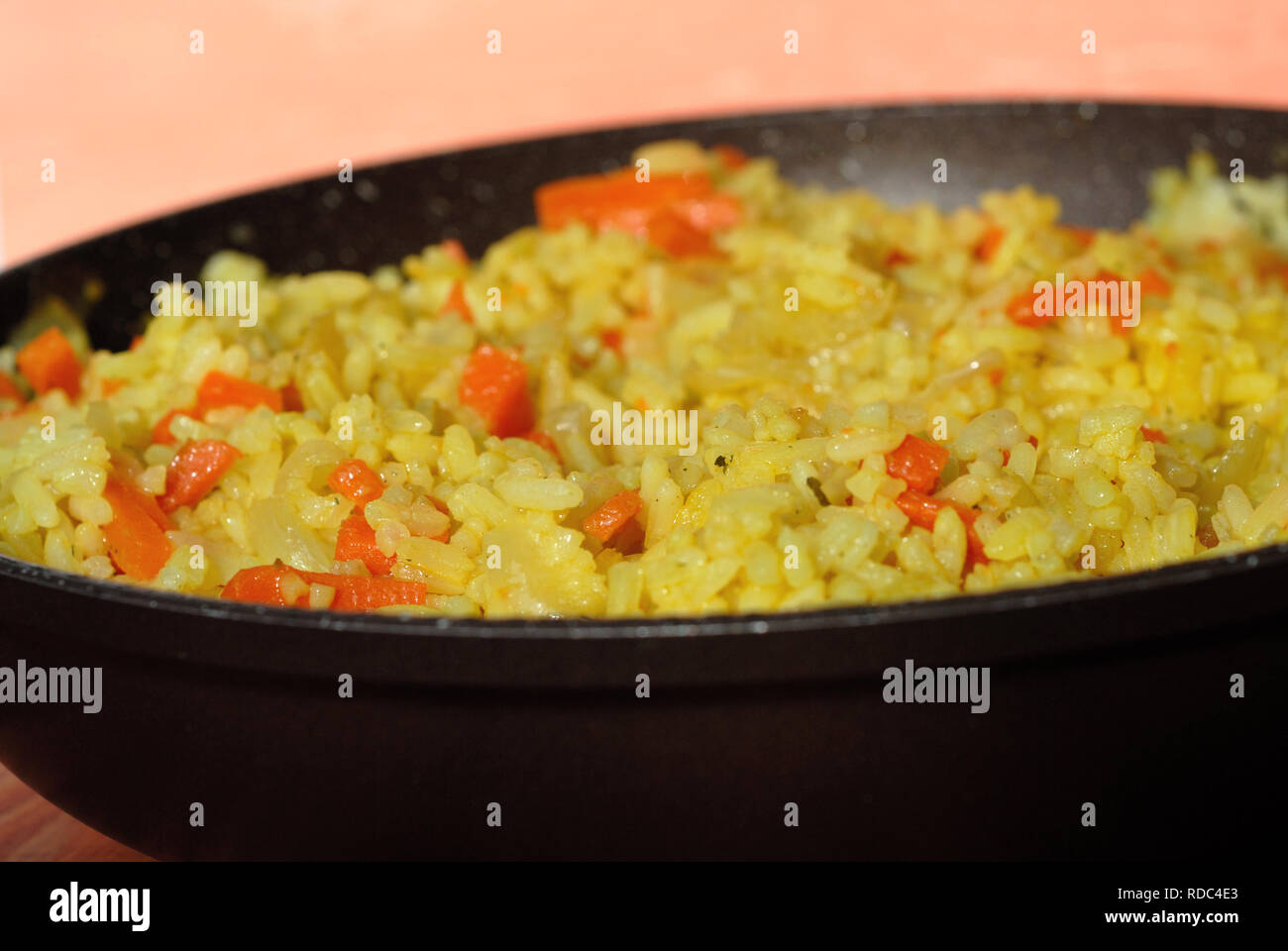 Shallow traditional pan hi-res stock photography and images - Alamy