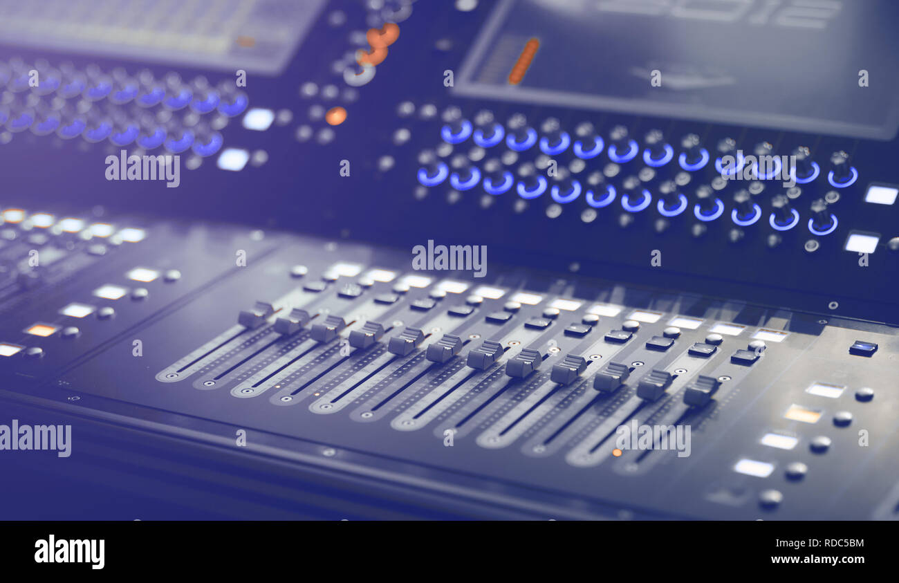 Equalizer on monitor sound mixer hi-res stock photography and images ...