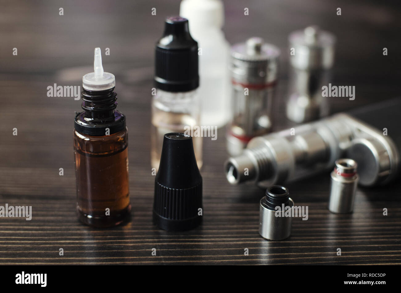 Vape kit hi-res stock photography and images - Alamy