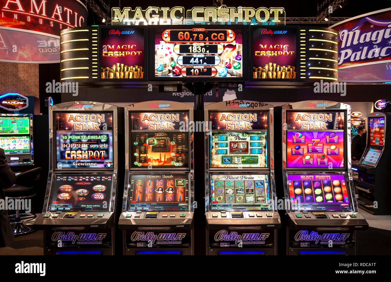 Gambling Machine High Resolution Stock Photography and Images - Alamy