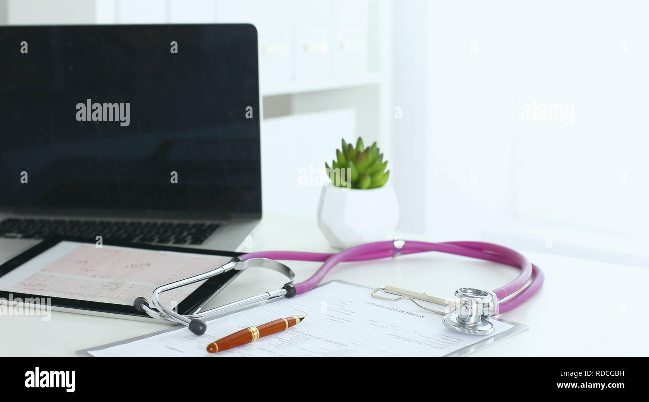 Workplace of the doctor in the office Stock Photo - Alamy