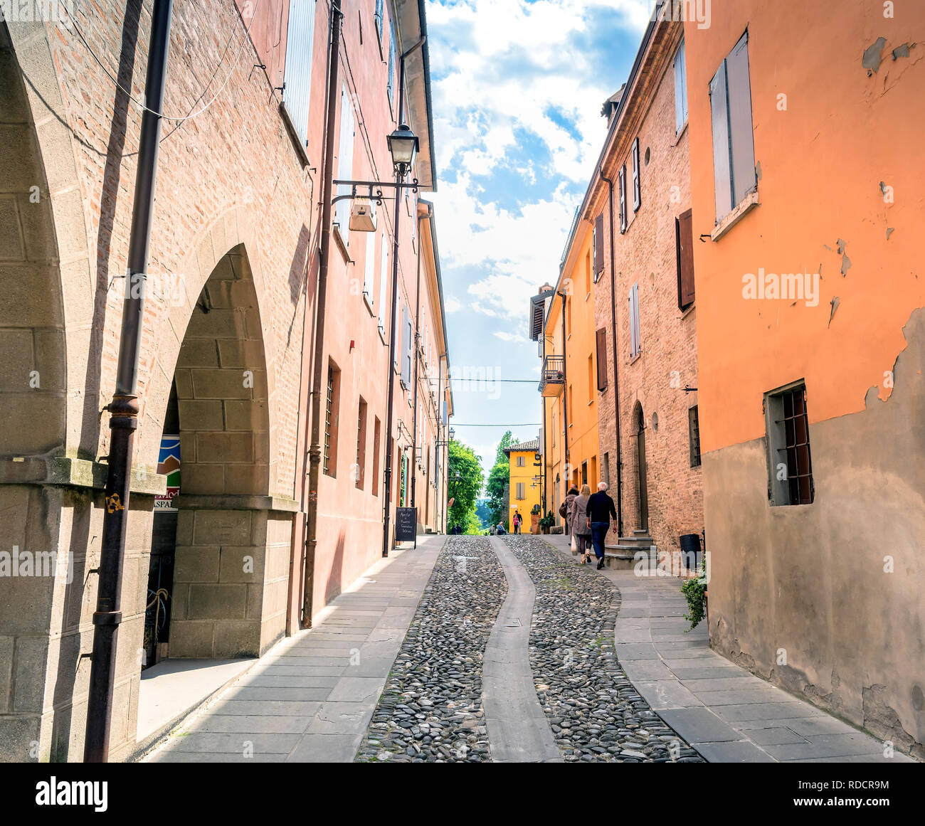 Castelvetro di modena hi-res stock photography and images - Alamy