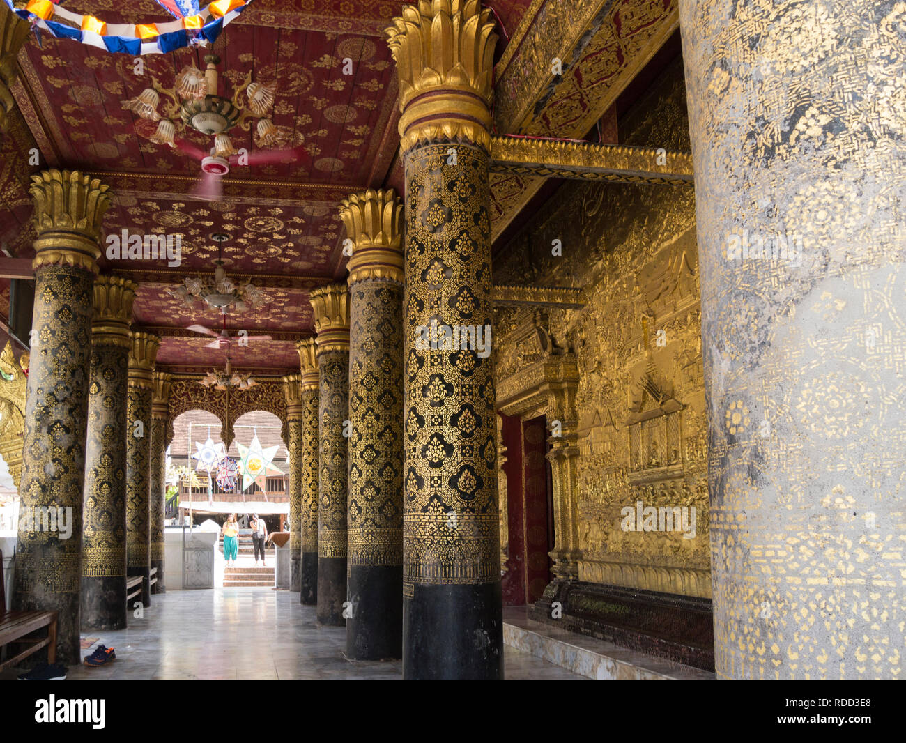 Colonial style pillars hi-res stock photography and images - Alamy