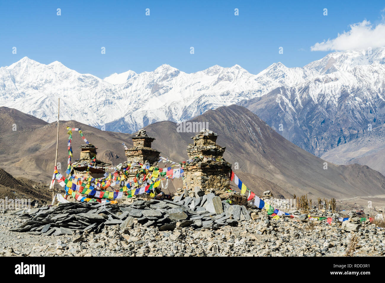 Three stone chortens, Muktinath temple, Annapurna Circuit, Nepal Stock ...