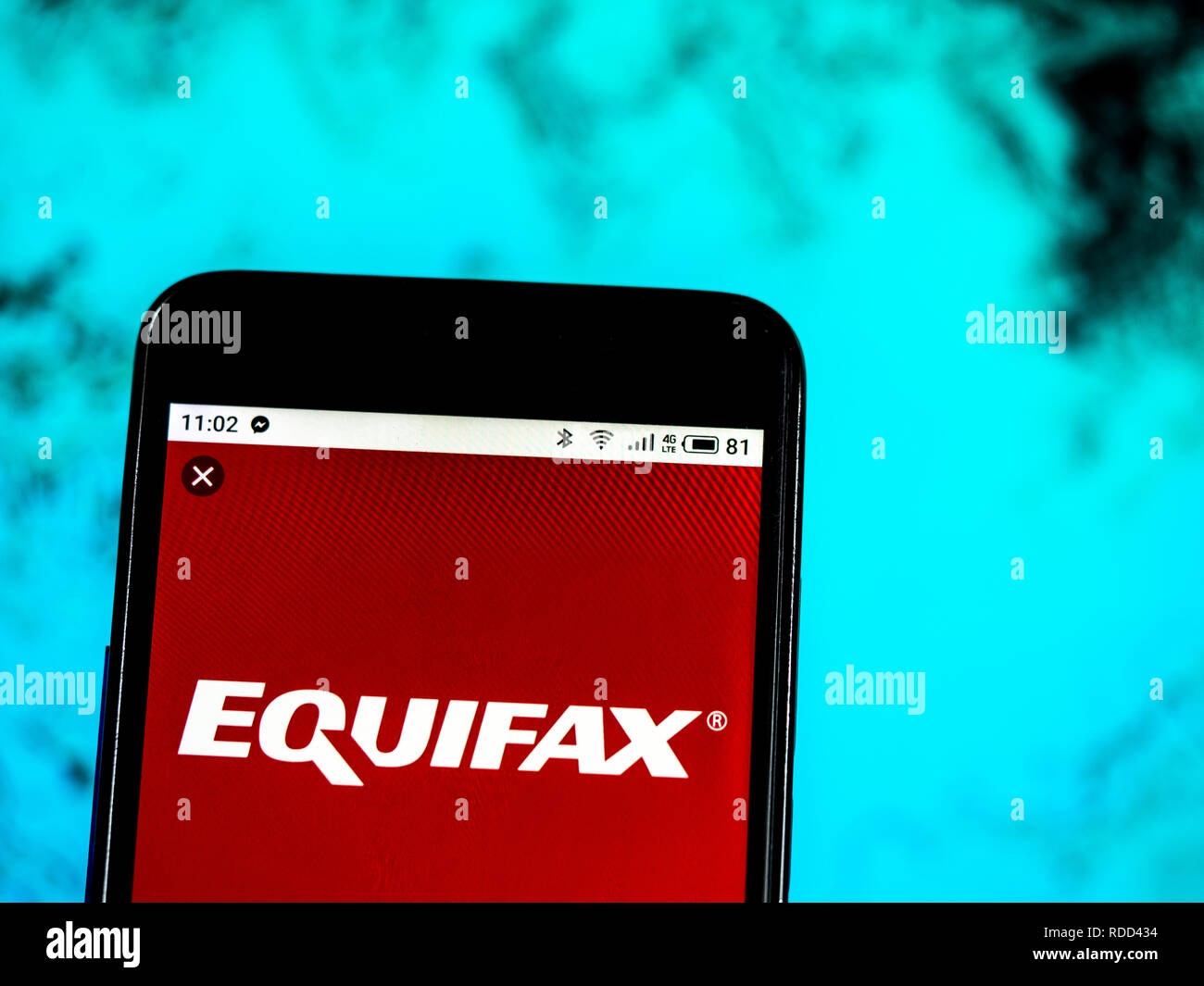 Equifax smart phone hi-res stock photography and images - Alamy