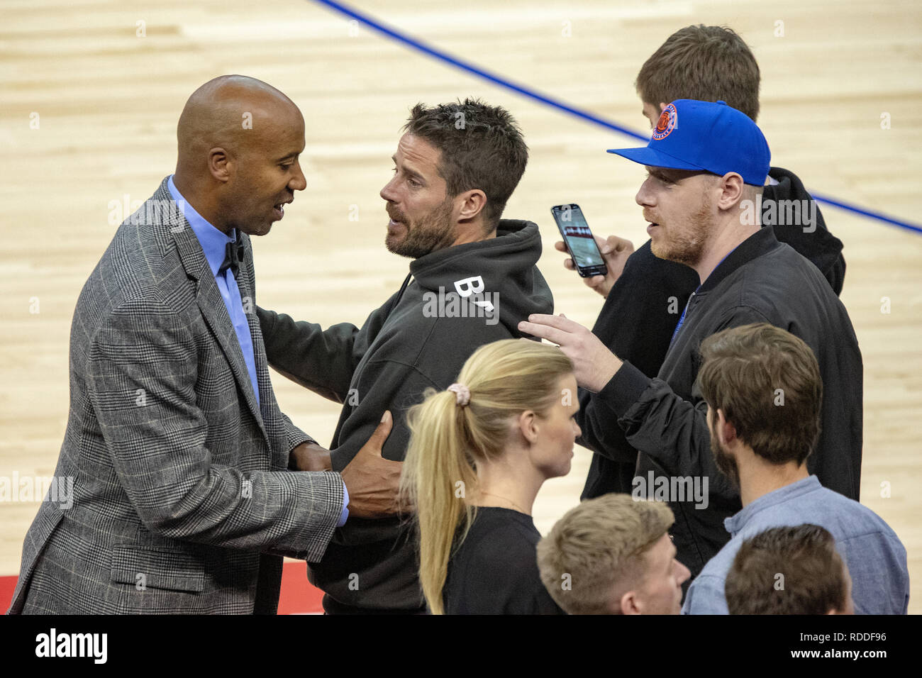 London, UK. 17th Jan 2019. Jamie Redknapp court side at the game at the ...