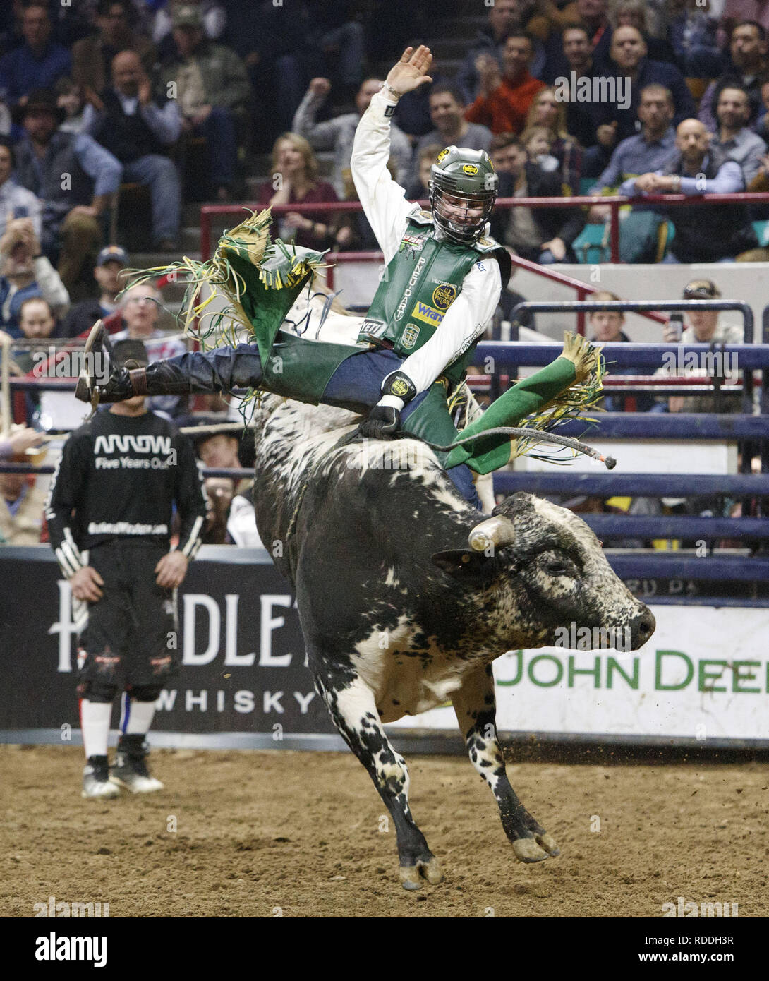 Denver, Colorado, USA. 16th Jan, 2019. Bull Rider JESS LOCKWOOD of ...